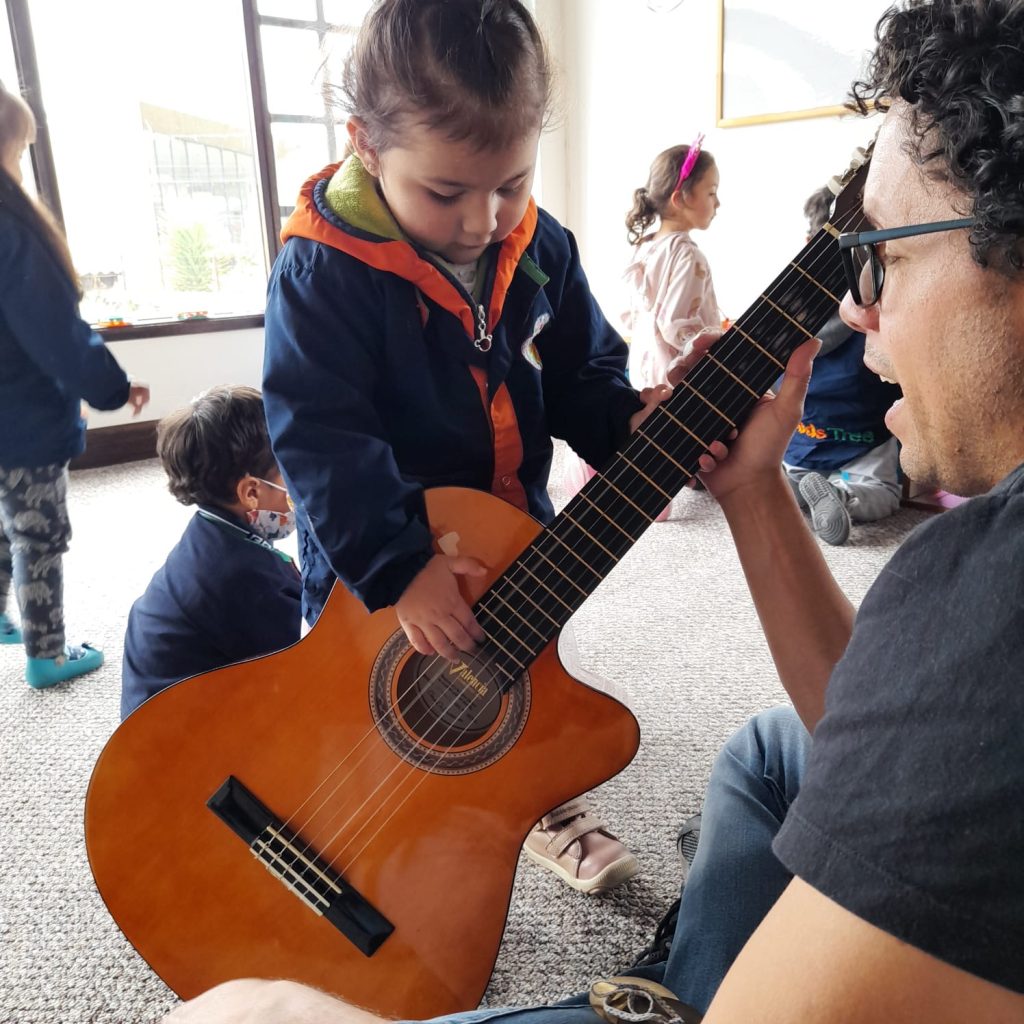 Música en Kids Tree - Kids Tree Learning Club
